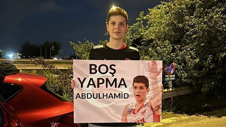 Ebrar Karakurt "Boş yapma Abdulhamid" ne demek?